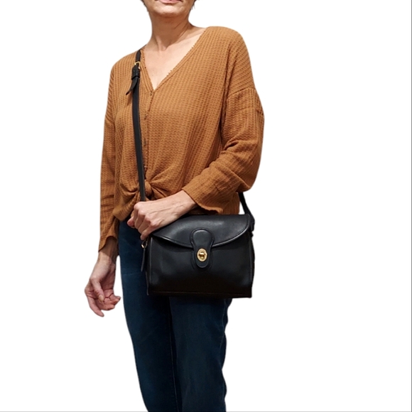 Coach | Bags | Coach Vintage Devon Turnlock Leather Crossbody Great ...